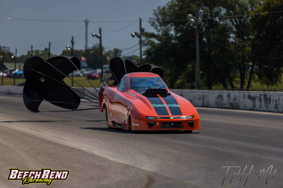 The NHRA Lucas Oil Drag Racing Series - Beech Bend Park